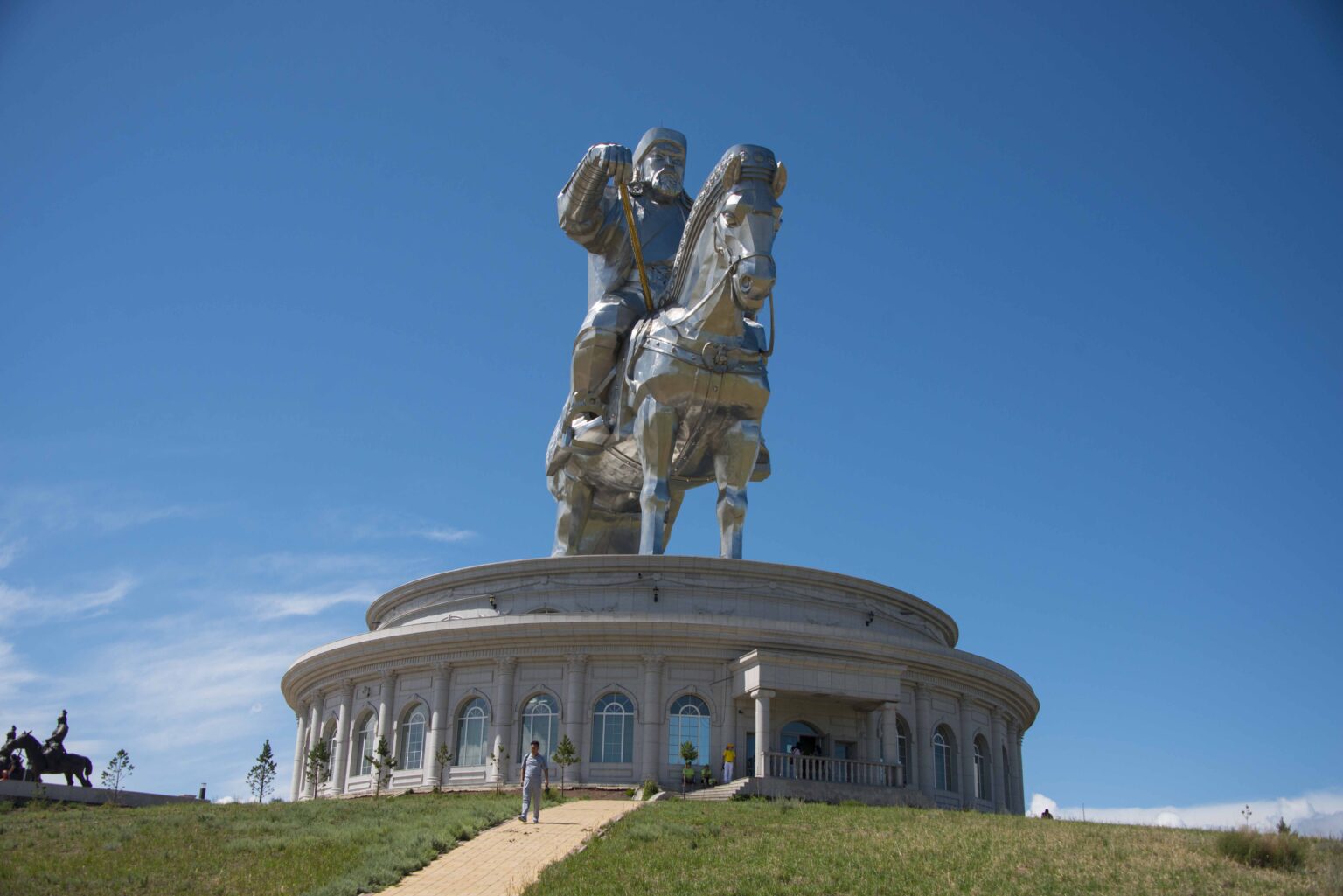 The Mysteries Of The Gobi Desert And The Meandering Steppes Of Mongolia ...